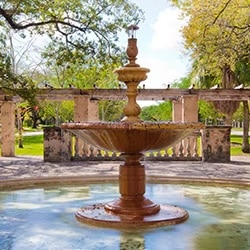 Luxury Senior Living for the Rich and Fabulous